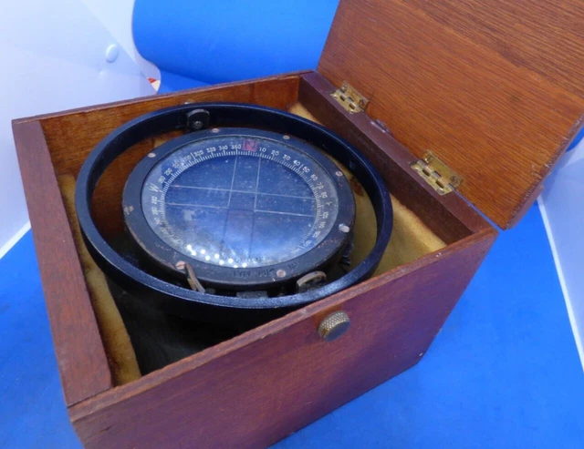 P11 COMPASS IN Box On A Gimble, Ww2 Type Spitfire Etc Compass £23.00 ...