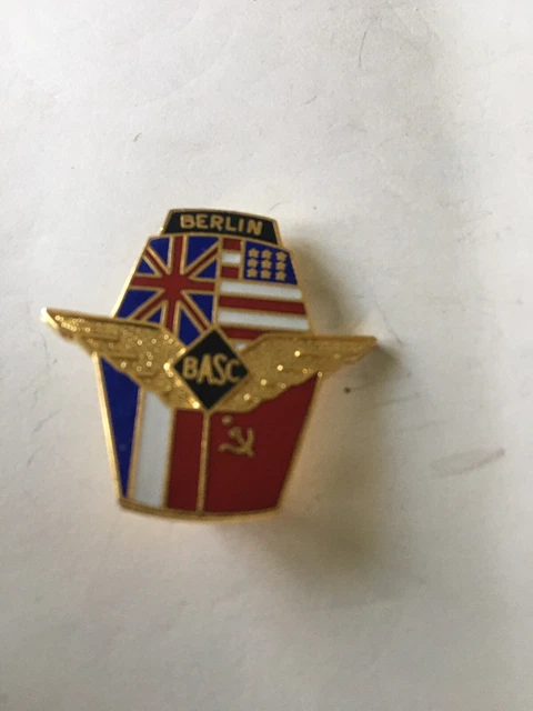 INSIGNE MILITAIRE ARMEE DE L'AIR : BASC BERLIN Sans marquage ( ANGLAIS ...