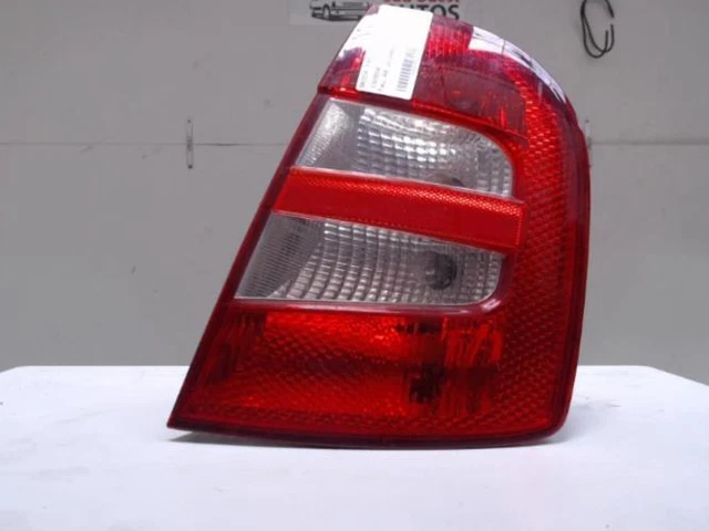FEU ARRIERE PRINCIPAL droit (feux) SKODA FABIA 1 6Y6945112B EUR 20,00 ...