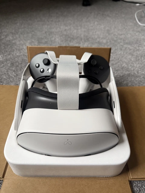 OCULUS META QUEST 3S VR Headset 128GB with Controllers £208.68 ...