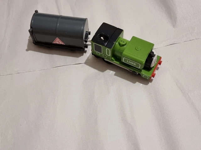 THOMAS THE TANK Engine & Friends TOMY Trackmaster MOTORIZED LUKE TRAIN ...