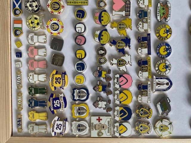 LEEDS UNITED BADGE Pin Football Club Fc Enamel Utd Pin Pins Badges Lufc ...
