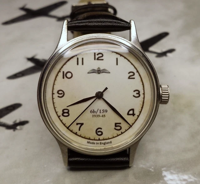 A CUSTOM MADE 'WW2 RAF Spitfire Pilots' Style Homage Quartz Watch Sweep ...