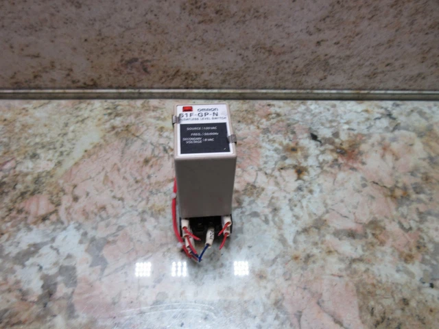 OMRON FLOAT LESS Level Switch 61F-Gp-N 100Vac 50/60Hz 8Vac Cnc 61F-Gp ...