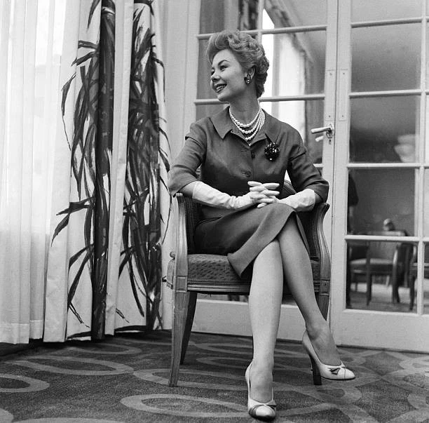 MITZI GAYNOR AMERICAN actress singer & dancer pictured April 1958 Old ...