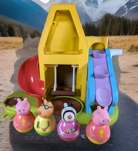 PEPPA PIG WIND And Wobble Weebles Playhouse + 4 Figures Pedro Pony Zaza ...