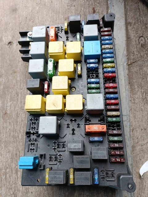 MERCEDES ML W163 Sam Control Module Relay Fuse Box £80.00 - PicClick UK