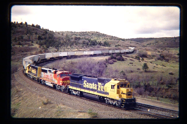 ORIGINAL SLIDE SANTA Fe ATSF B40-8 #7447 Wootton, CO. 5-16-1993 EUR 7,09 - PicClick FR