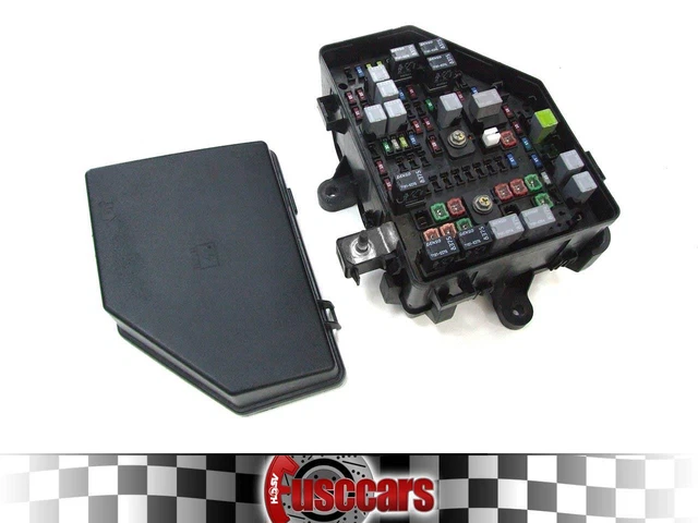 HOLDEN COMMODORE VE WM HSV Engine Bay Fuse Panel V8 6L - 92237641 $89. ...