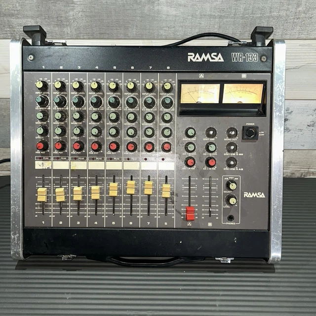 PANASONIC RAMSA WR-130 8 Channel Analog Audio Mixer, Briefcase Style ...