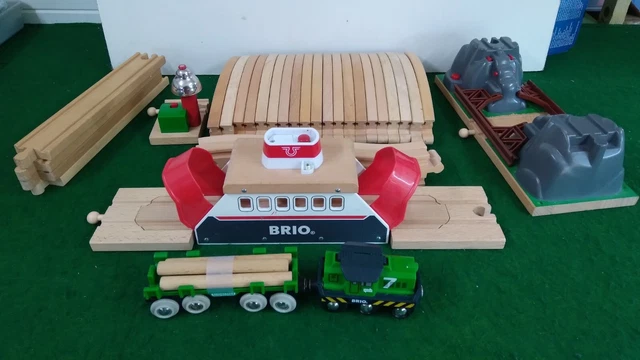 BRIO WORLD FERRY, Collapsing Bridge, Freight Engine, Lumber Wagon, Bell ...