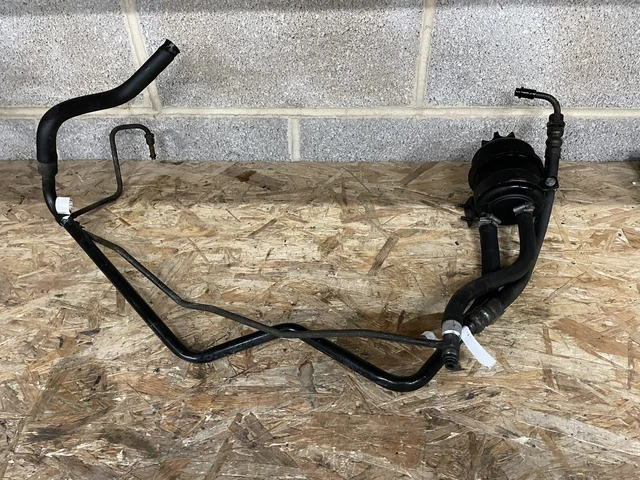 LAND ROVER DEFENDER Td5 Power Steering Pipes And Reservoir £80.00 ...