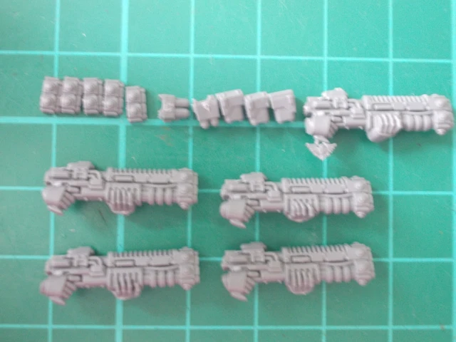 Chaos Legion Kit Parti Horus Per Space Marine: MK6 Volkite Culverin ...