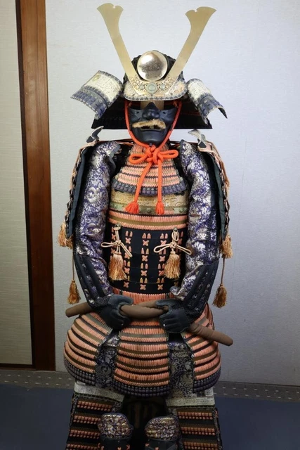 AUTHENTIC JAPANESE SAMURAI Armor Kabuto Yoroi Antique With Armor Box £ ...