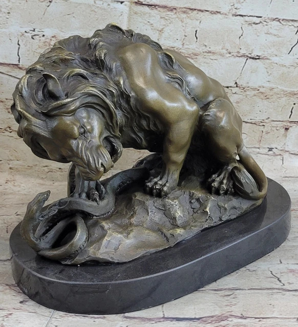 BRONZE SCULPTURE STATUE Lion Vs.Serpent Superbe Véritable Marbre Base ...