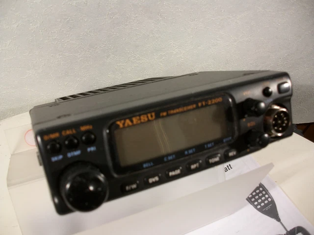 YAESU FT-2200 - VHF-TRX - mit M67781L Powermodul EUR 25,00 - PicClick DE