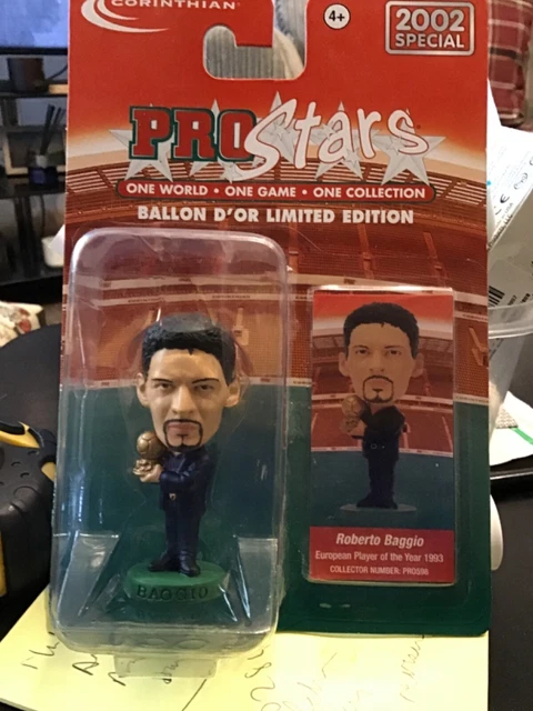 CORINTHIAN FIGURE. PRO stars Ballon D’Or Limited Edition. Roberto ...