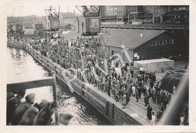 FOTO WKII WEHRMACHT Soldaten Ankunft Hafen Oslo Untern. Weserübung ...