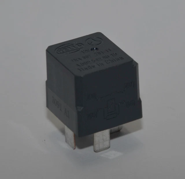 MERCEDES W246 RELAIS Relai Relais A0025428019 Hella 4RA007791-14 12V ...
