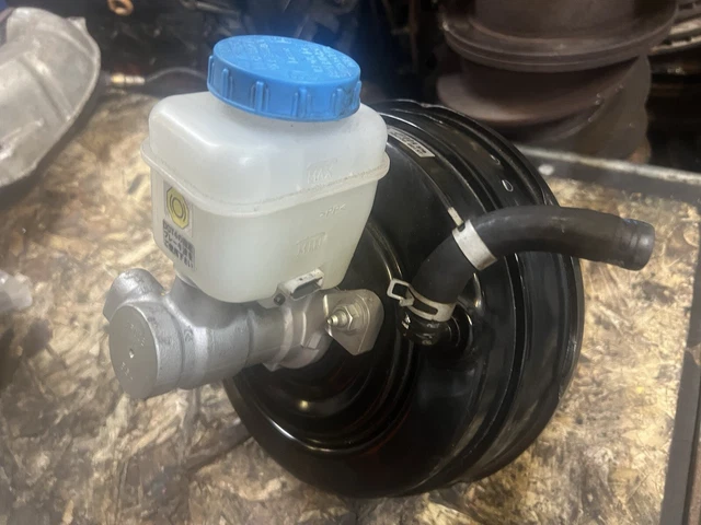 NISSAN R35 GTR Brake Master Cylinder And Servo £100.00 - PicClick UK