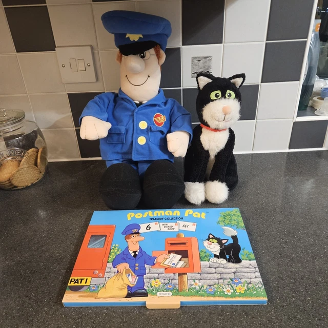 POSTMAN PAT AND Jess The Cat Stroke & Purr Meowing 10" Soft Toy Bundle ...