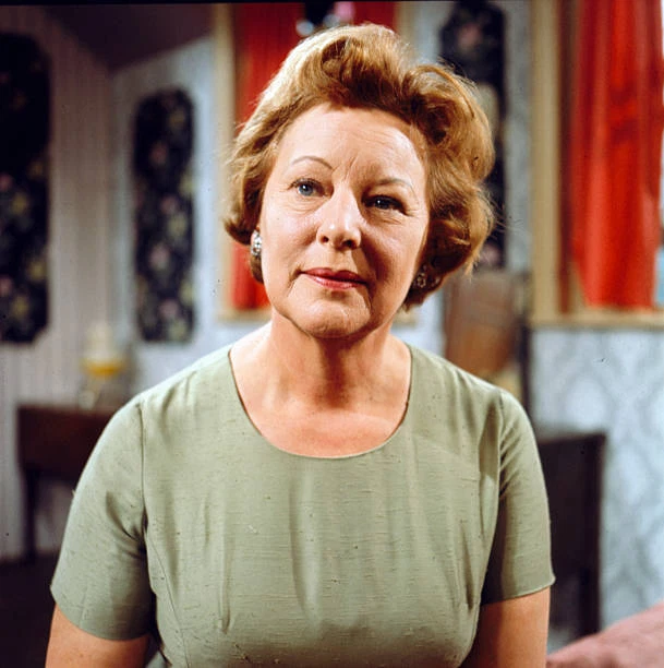 WELSH ACTRESS MEG Wynn Owen In A Scene From The Tv Drama Seri 1960s Old ...