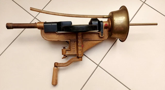 LAVE BOUTEILLE SANBRI "ARMOR 2" OUTILS VIGNERON vintage COLLECTION EUR ...