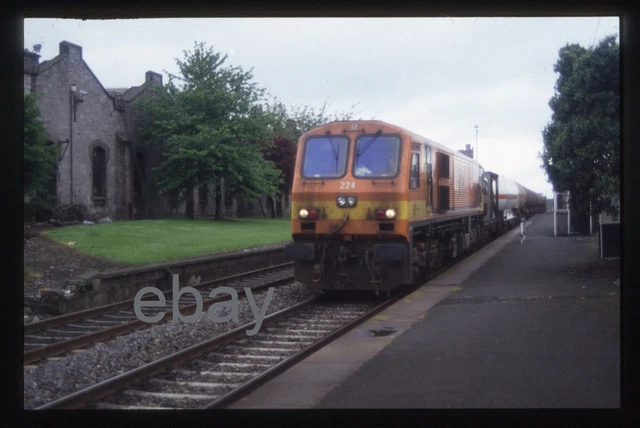 ORIGINAL 35MM SLIDE -Irish Railways - 224 at Inchicore w/ Dublin train ...