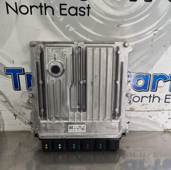 2024 LAND ROVER Defender L663 Ecu Engine Control Unit M8A2-12B684-Kad £ ...