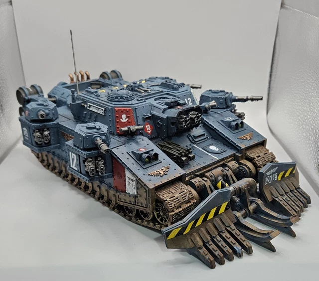 CARRO ARMATO WARHAMMER 40k Stormlord con aratro miniera aggiunto ...