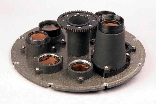 8 TRAY 39MM Lens Turret for Thirst Laboratory 184. Enlarger 10648 £152. ...