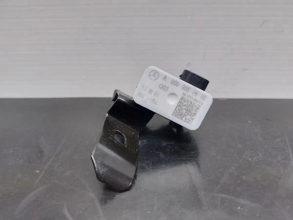 A0009057600 BOÎTIER ESP pour MERCEDES-BENZ GLE COUPE (C292) 350 D 4 ...