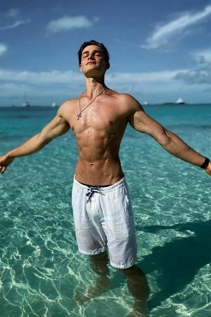 Shirtless Male Beefcake Muscular Swimmer Beach Hunk Smile Jock Photo
