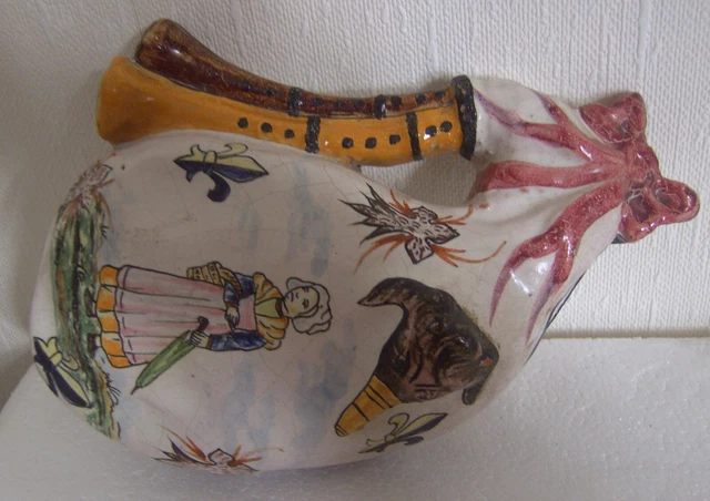 BOUQUETIÈRE FAIENCE POLYCHROME XIX ème signée Malicorne Pouplard ...