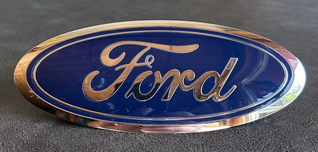 FORD KUGA MK3 Cx482 Frontemblemabzeichen 2428102 Lj6B-8B262-Aa Original ...