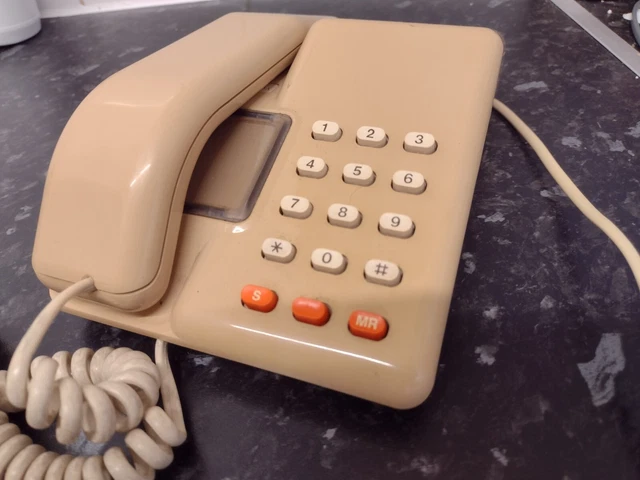 BRITISH TELECOM - Viscount landline telephone from 1980s. Full working ...