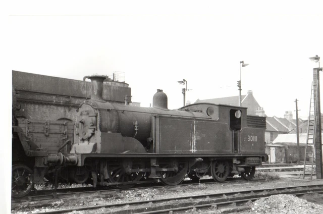 RAIL PHOTO SR LSWR 044t 30111 Nine Elms shed London £2.39 - PicClick UK