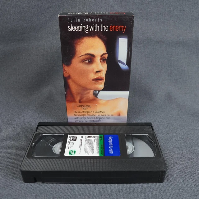 VINTAGE SLEEPING WITH The Enemy VHS Tape 1991 Julia Roberts Fox Video ...