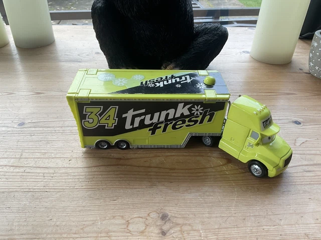 RARE DISNEY PIXAR Cars Trunk Fresh 34 Hauler Truck £15.00 - PicClick UK