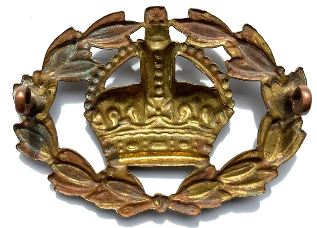 INSIGNE MILITAIRE ANGLAIS Army Officers' Crown & Laurel Wreath Cap ...