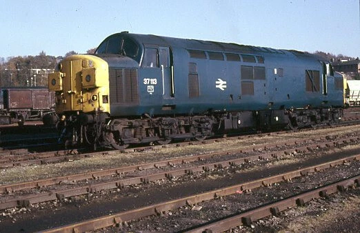 ORIGINAL COLOUR SLIDE of 37113 BR class 37 diesel loco £2.25 - PicClick UK