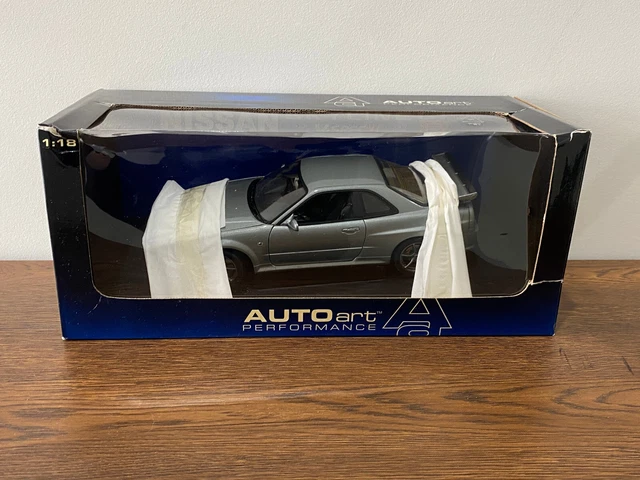AUTOART NISSAN SKYLINE R34 GT-R V-Spec 2 Sparkling Silver 1:18 Diecast ...