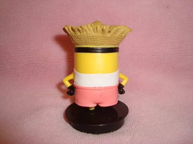 DESPICABLE ME MINION in Straw Hat & Fanny Pack Figure Snapco movie Cup ...