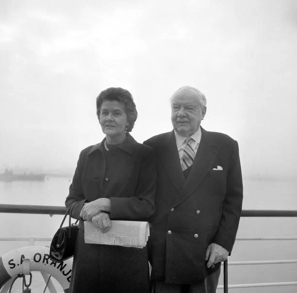 SIR ARTHUR 'BOMBER' Harris Marshal Royal Air Force Lady Harris Pic ...