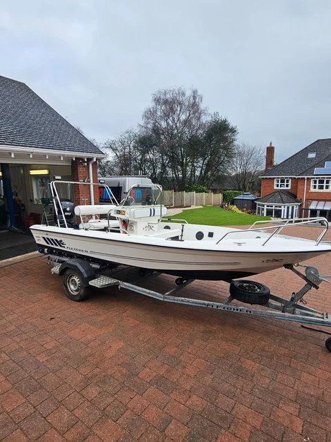 FLETCHER MALIBU BOAT fish and ski black max £13,500.00 - PicClick UK