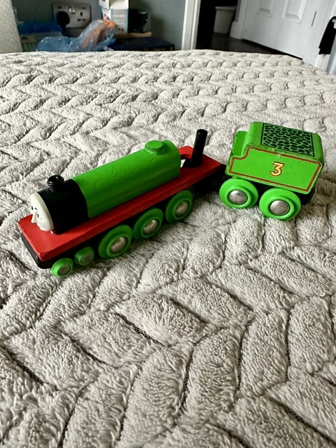 BRIO VINTAGE THOMAS The Tank Engine Wooden Magnetic Train & Tender No ...