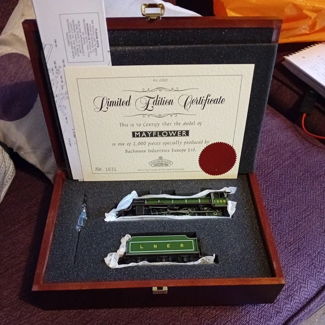BACHMANN LIMITED EDITION LNER Class B1 4-6-0 MAYFLOWER in Wooden Box £ ...