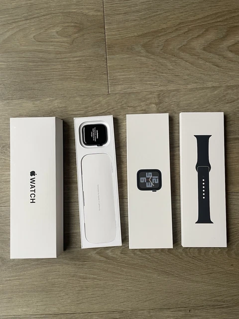 APPLE WATCH SE (2nd Gen) GPS - 44mm Midnight Aluminium - Boxed - S/M £ ...