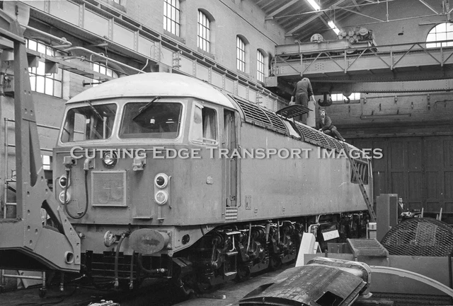 35MM RAILWAY NEGATIVE: Class 56 Under Construction Doncaster Works ...