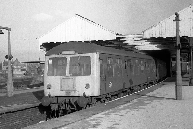 BRITISH RAIL CRAVENS DMU Oldham Mumps Rail Photo £2.70 - PicClick UK